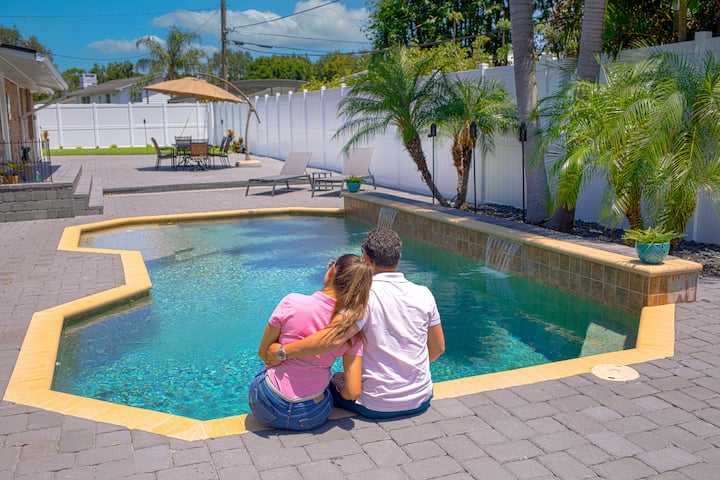 Magazine Like Huge Home W/ Pool City Center/parks - Orlando, FL