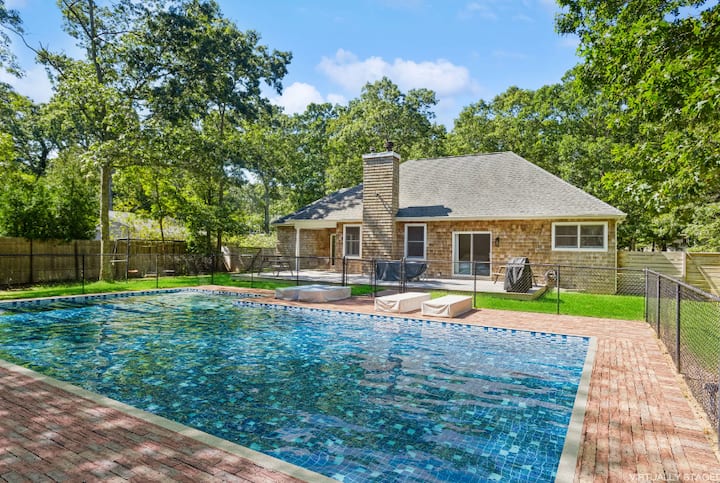 New Renovated Modern Beach House - Atlantic Avenue Beach, NY
