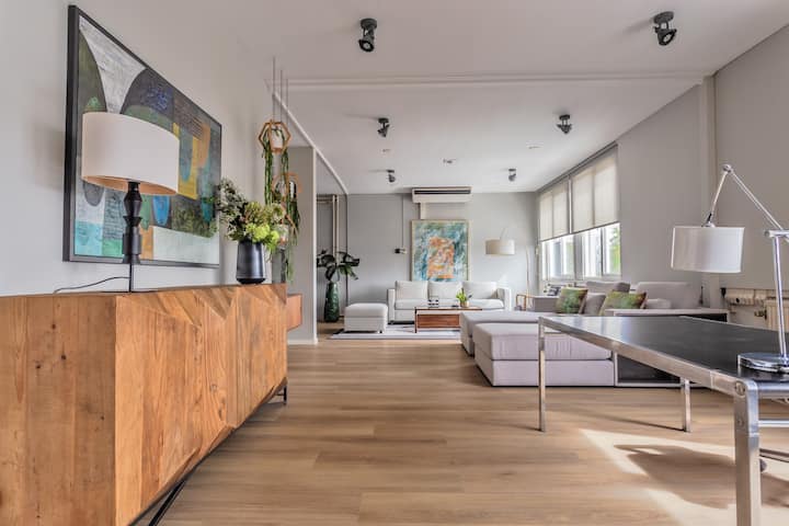 Spacious City Apartment - 에인트호벤