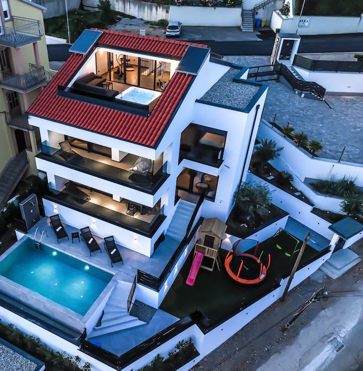 Luxury Infinity Pool And Sea View Villa - Crikvenica