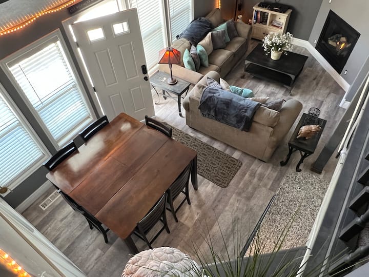 Lazy Duck Cottages Cabin One: 3 Bedrooms + Loft - Duck Creek Village, UT