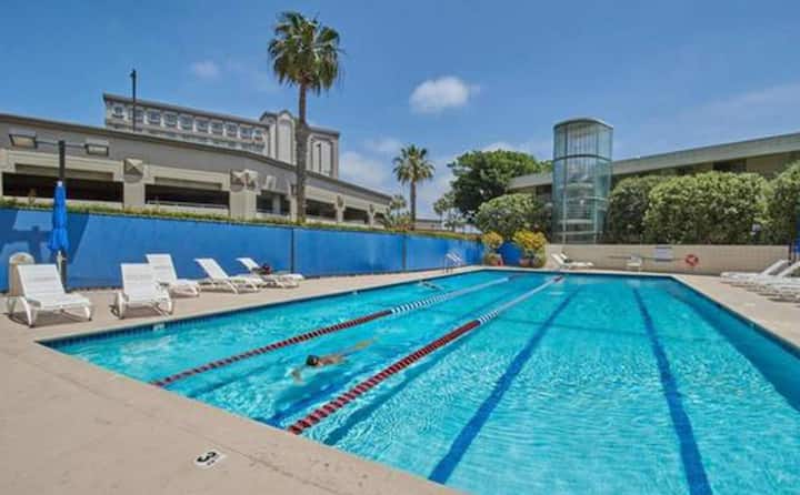 Santa Monica Adj Pool Gym Plus - Marina del Rey, CA
