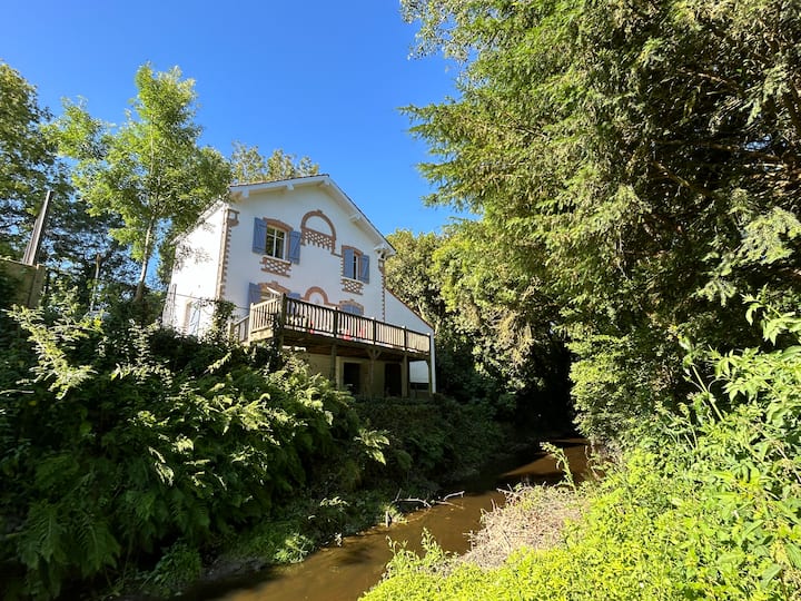 Le Logis De Dolbeau - Apremont