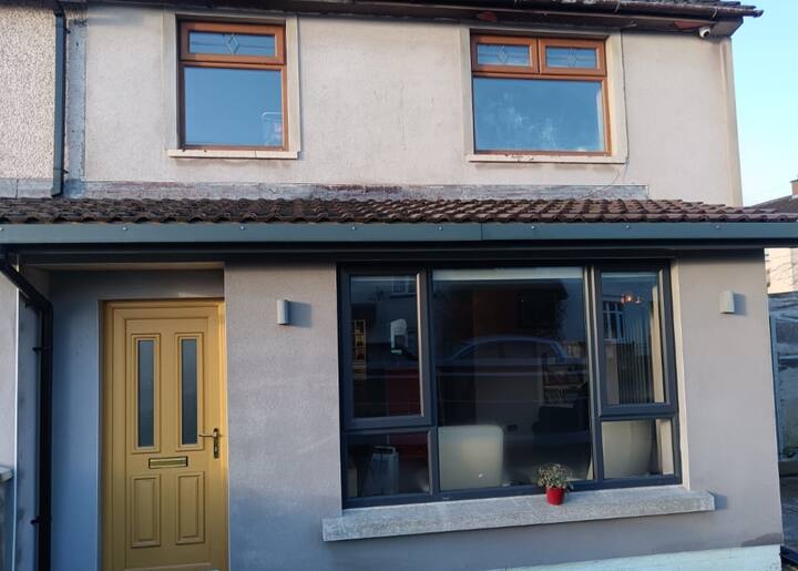 Cozy Family Home West Belfast - Belfast