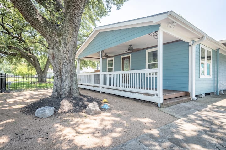 The Blue House - Humble, TX