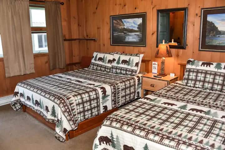 Rustic Lodge Suite 1 - Lake George, NY