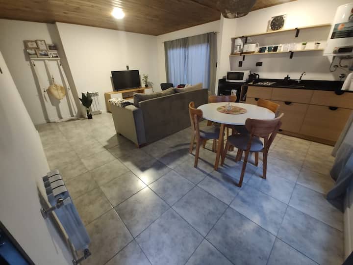 R60tandil - Alojamiento Moderno Y Tranquilo - Tandil