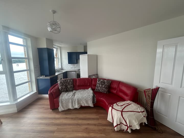 Dans Riverview Apartment - Derry