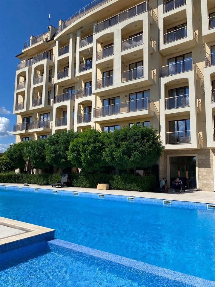 Wunderschönes Und Modernes Apartment In Strandnähe - Shkorpilovtsi