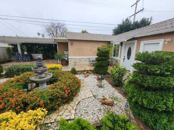 2 Bed 1 Bath Adu (Back House) - Arcadia