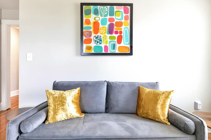 Sweet & Sunny Delight: Orange Crush On You Oasis! - Richmond, VA