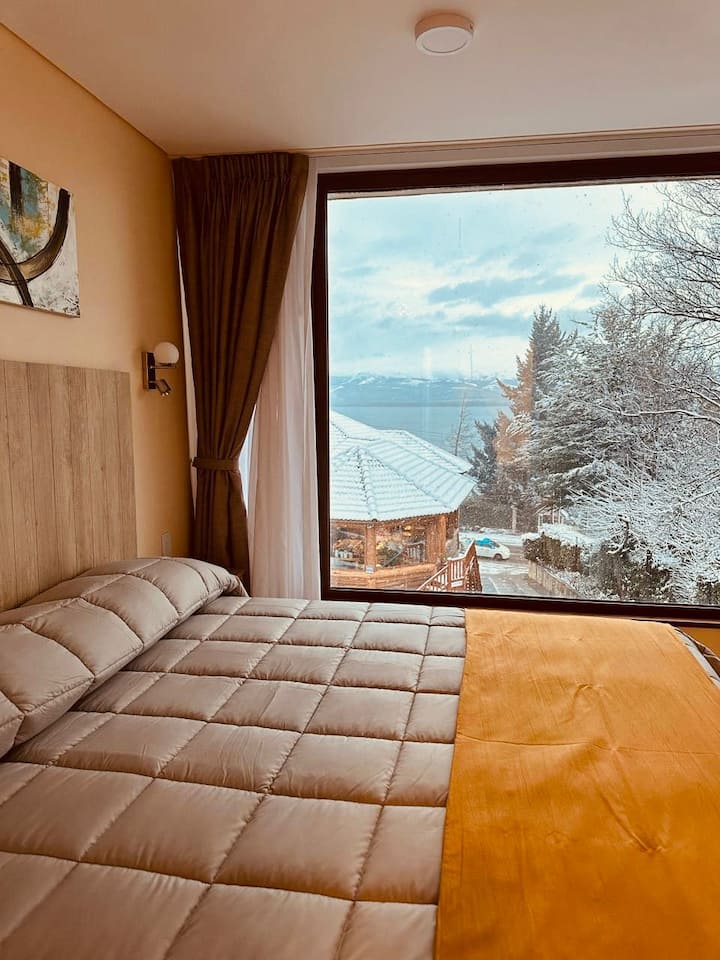Duplex A Estrenar Con Vista Al Lago Para 4 Pax - Bariloche