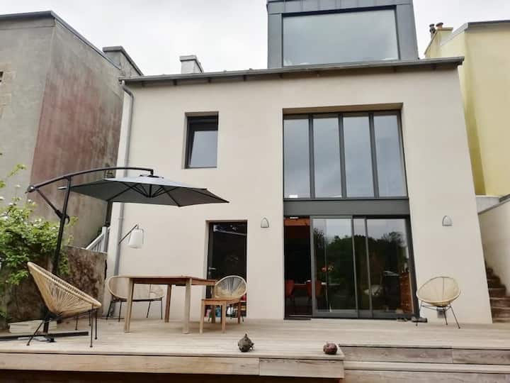 Maison De Ville De Bord De Mer - Brest