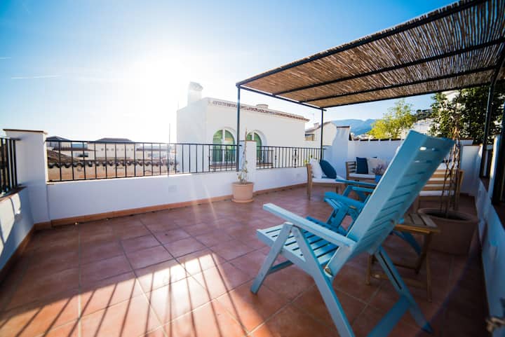 La Montsiña, Acogedora Casa De Estilo Mediterráneo - Cómpeta