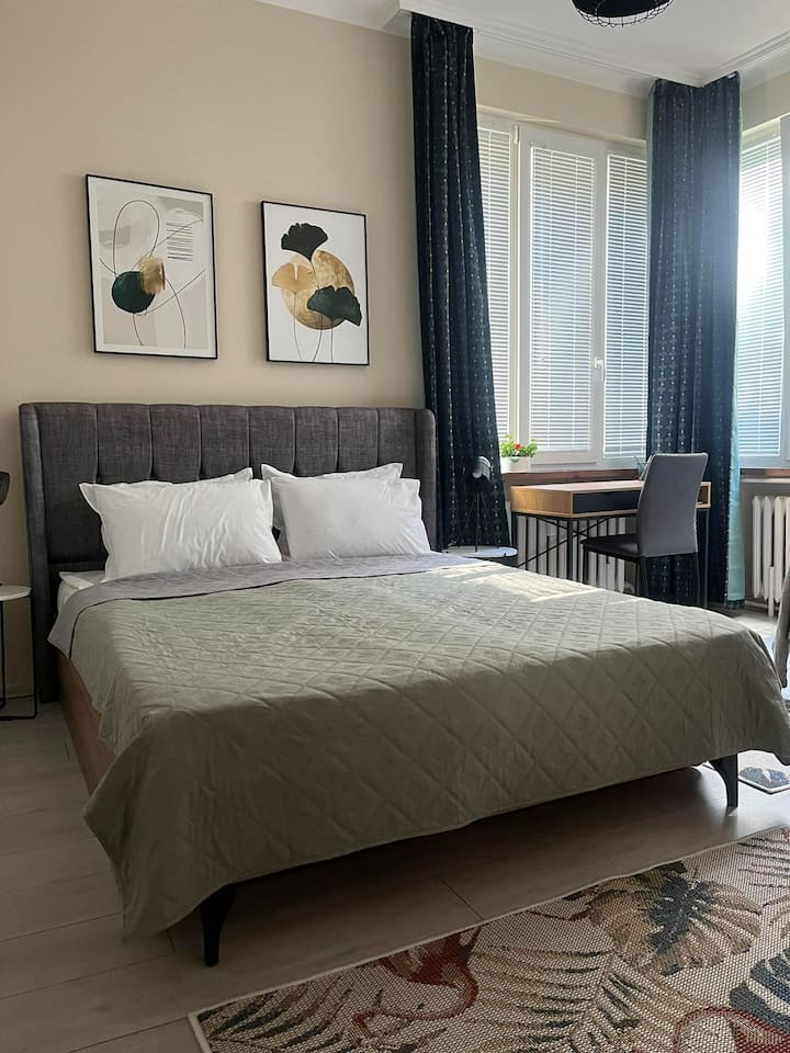 El Apartment ,Top Center - Sofia Airport (SOF)