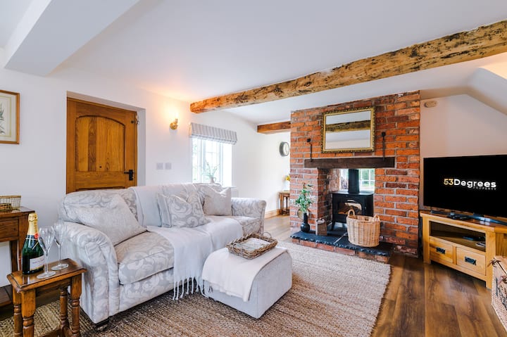New! Stunning Cottage, Ideal For Families & Groups - Shropshire