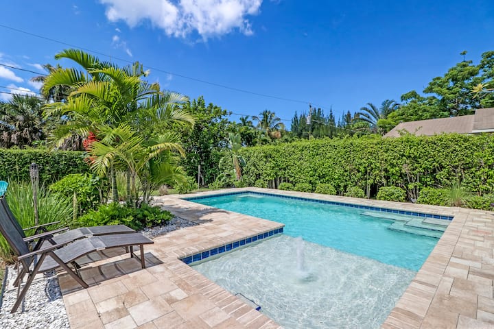 South Exposure Heated Pool Home - Naples Park, FL
