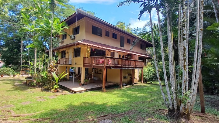 House Next To Ciudad Del Saber - Panama City