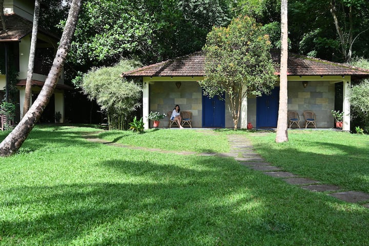 Bastiat Stays|yummy Food|fast Wifi|barbeque - Wayanad