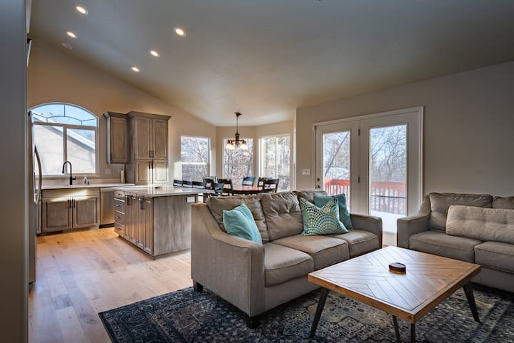 Fairway Oaks Lodge - Eden, UT