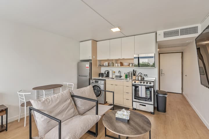 Studio Near Convention Center W/ Gym Access - Salt Lake City