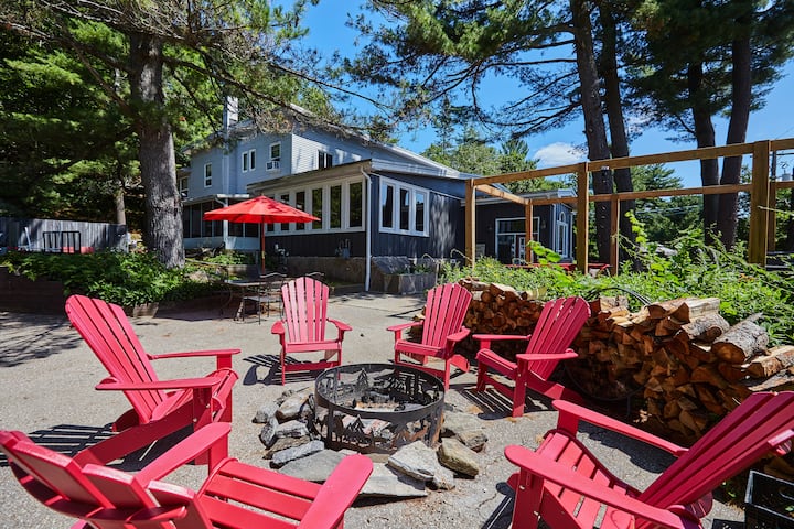The Pine Lodge Muskoka - Huntsville