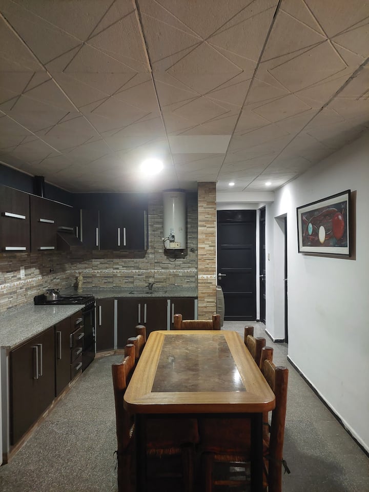 Casa Con Cochera A. Mendocino - San Rafael, Argentina