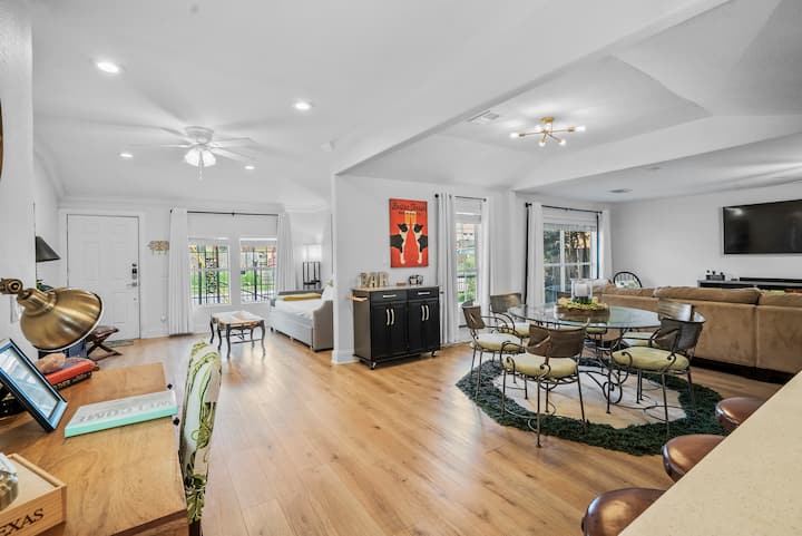 Artsy 3br Heights Arts District - Minute Maid Park Houston