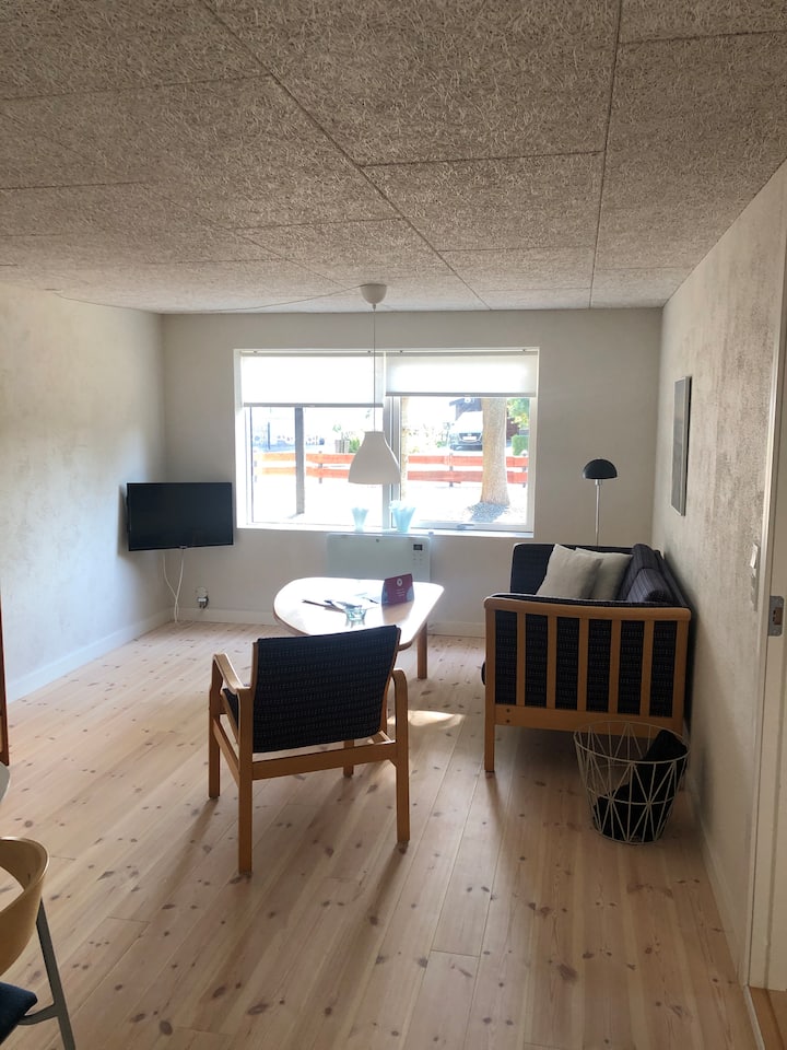 Hyggeligt Hus Med Gårdhave - Hirtshals