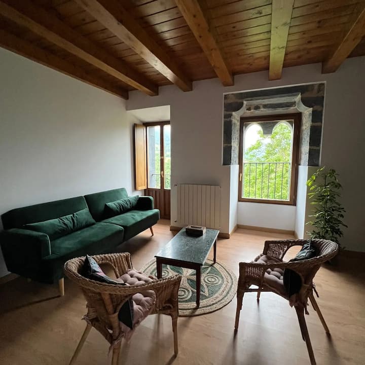 Dúplex En Una Torre Medieval. Reg. Evi00201 - Amurrio