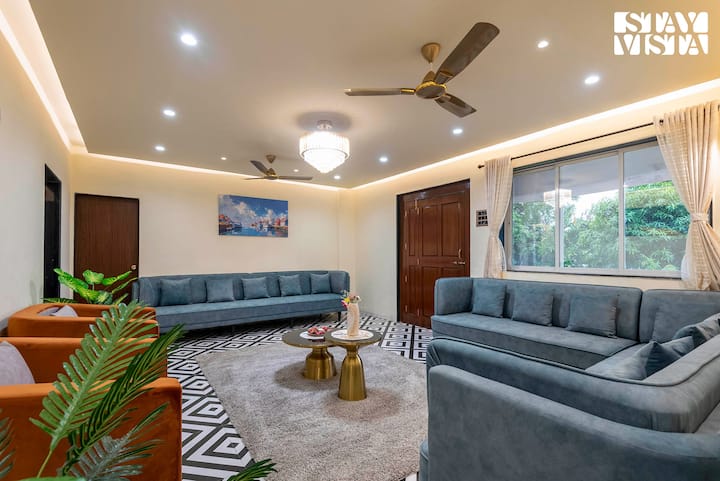 Stayvista At Serenity@grey Hues W/ Pool And Lawn - Karjat