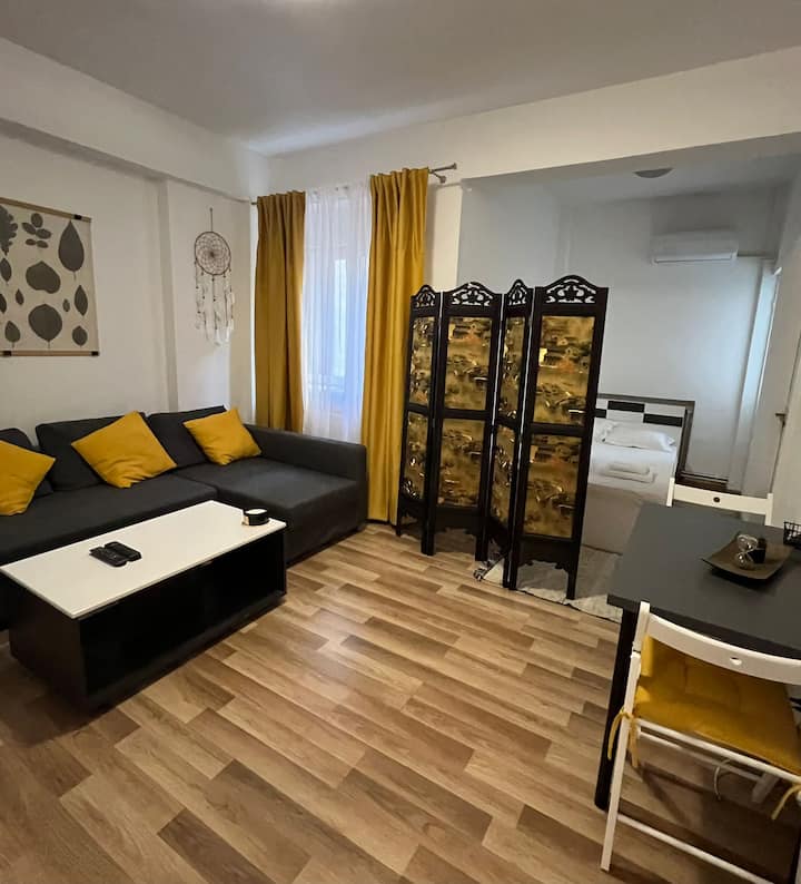 Studio Ultracentral Universitate - Bucharest