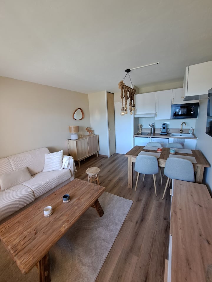 Studio Cabine  4 Couchages, Vue Face Aux Montagnes - Saillagouse