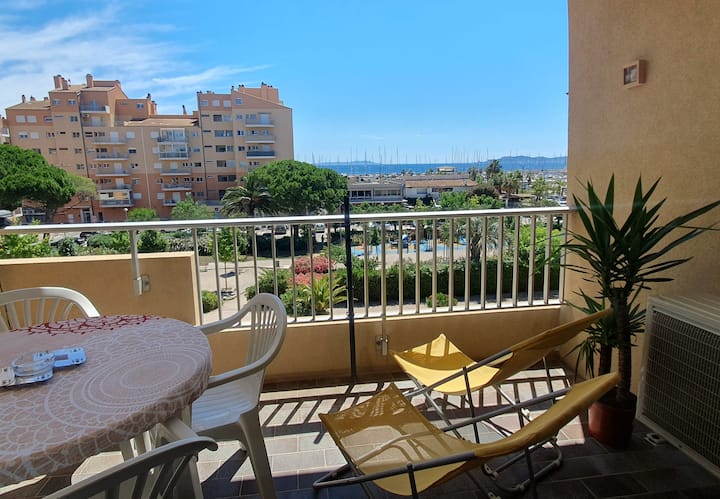 Stud'évasion Hyères Port Plages Et Soleil - Presqu'île de Giens