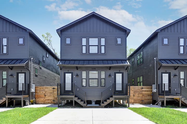 Houston Gem: 4br, 6ba Haven For Group Getaway - Houston