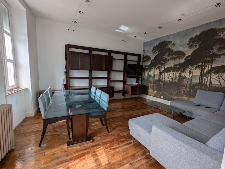 Bel Appartement De Charme La Châtre 2 Chambres - La Châtre