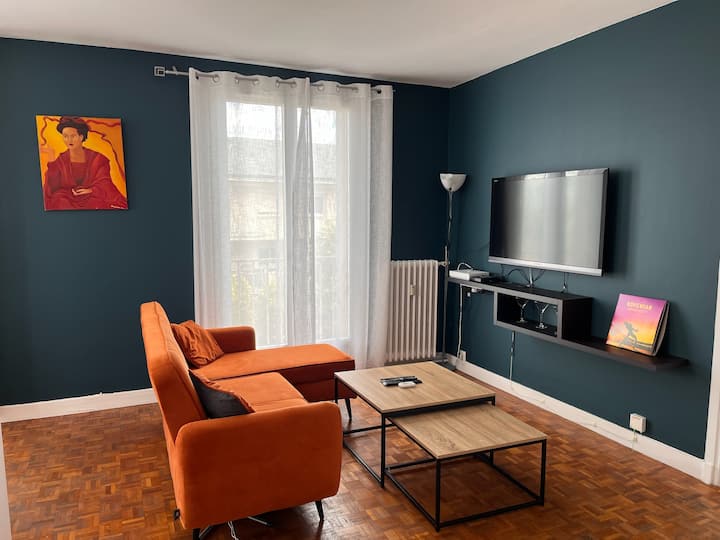 Appartement Face à La Collégiale - Poissy