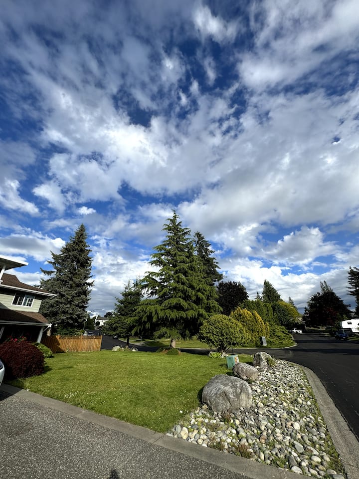Spacious Guest Suite - Abbotsford
