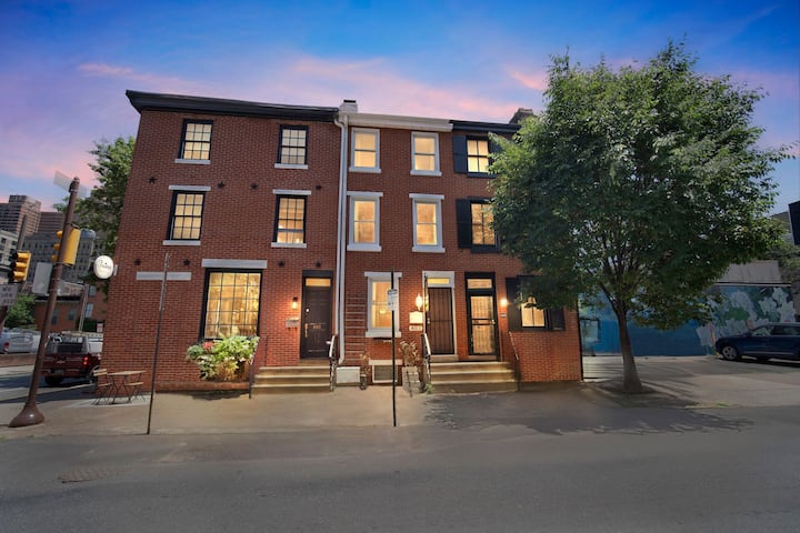 Incredible 2br Rittenhouse Row - Lincoln Financial Field - Philadelphia