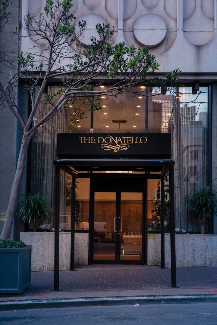 San Francisco's Donatello Studio - Union Square - San Francisco