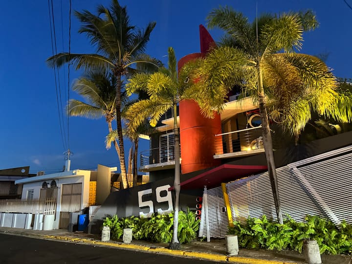 Oceanic 59 / Stateroom 8  / Walk To Beach - San Juan