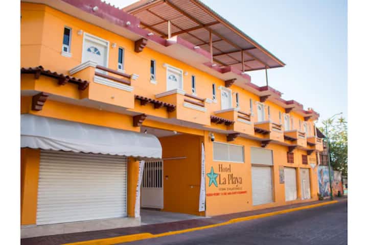 Spacious Standard Three Beds Escape In Zihuatanejo - Zihuatanejo