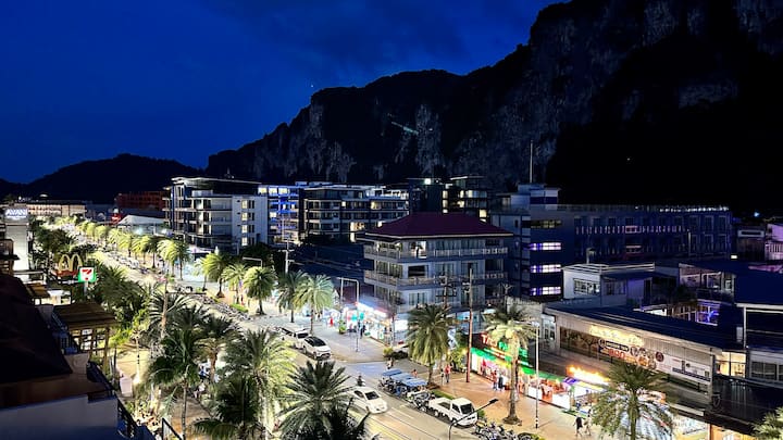 300 Meters To Aonang Beach-family Triple&breakfast - Ao Nang