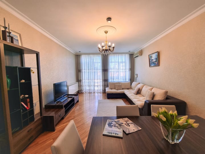 Papa Jons Apartment - Baku