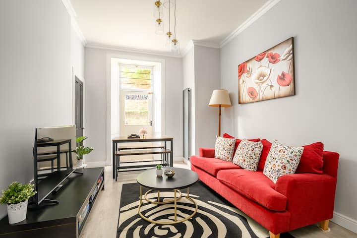Beautiful 3-bed Apartment - Edinburgh