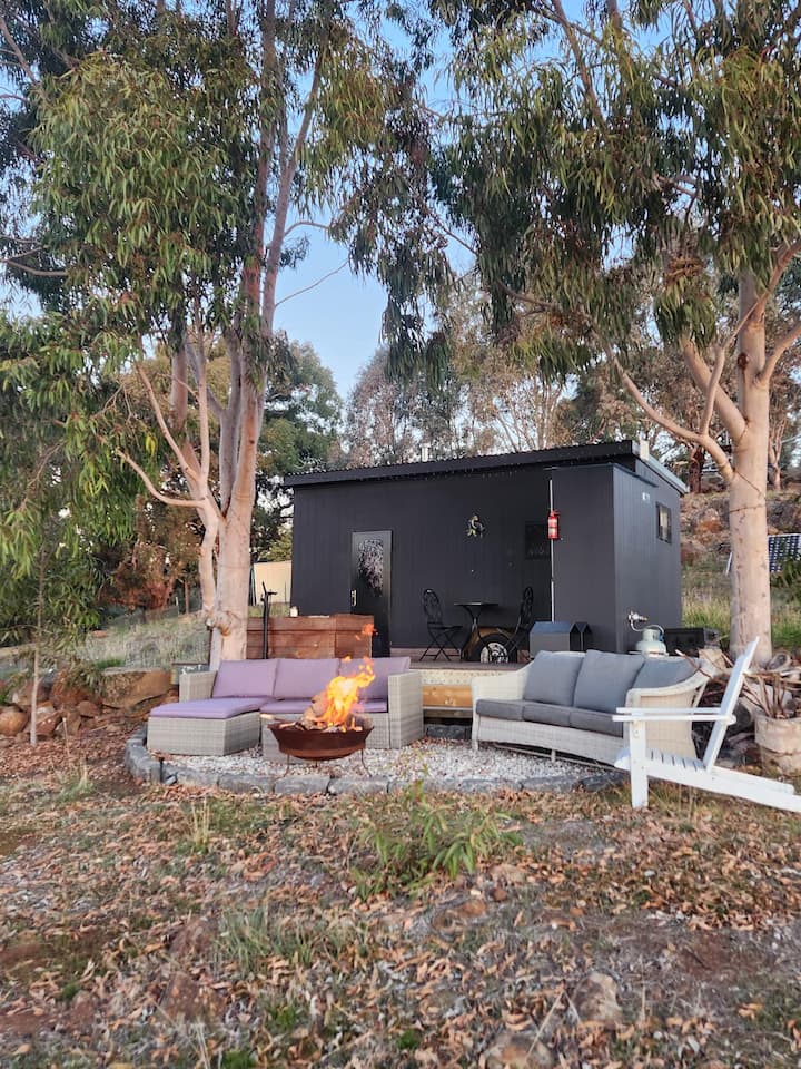 Welcome To Charlie's View - Australia