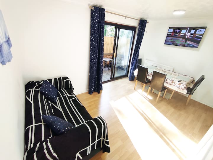 The Swans - City Centre House With Parking - Oxford