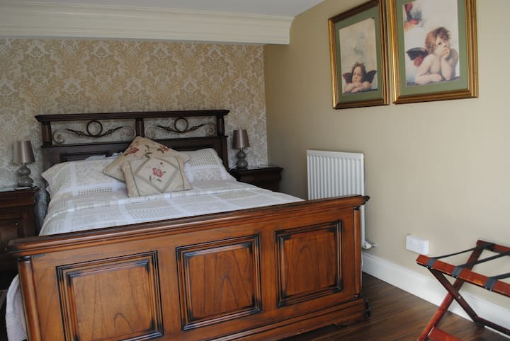 One Bedroom Apartment - Carlingford
