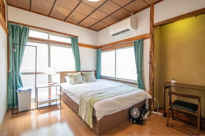 Explore Asakusa, Best Value Family Stay - Ueno