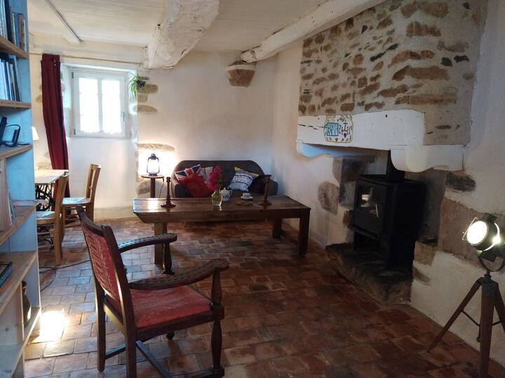 Maison Ancienne Au Bord De L'eau - Le Faou